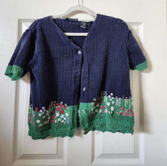 Eagles Eye | Sweaters | Vintage Eagles Eye Garden Flowers Knit Cardigan ...